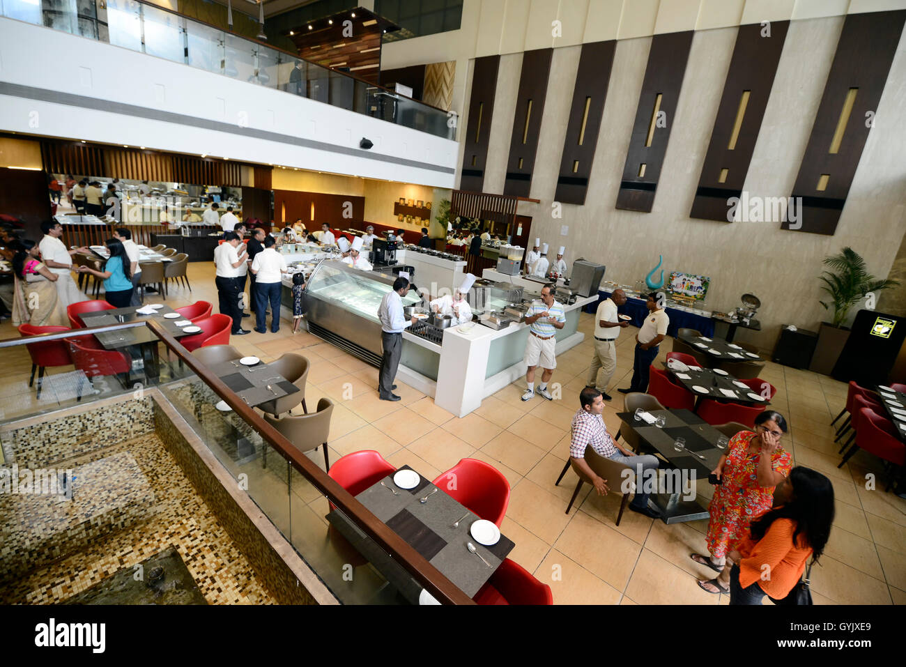 5 star hotel kitchen High Resolution Stock Photography and Images - Alamy