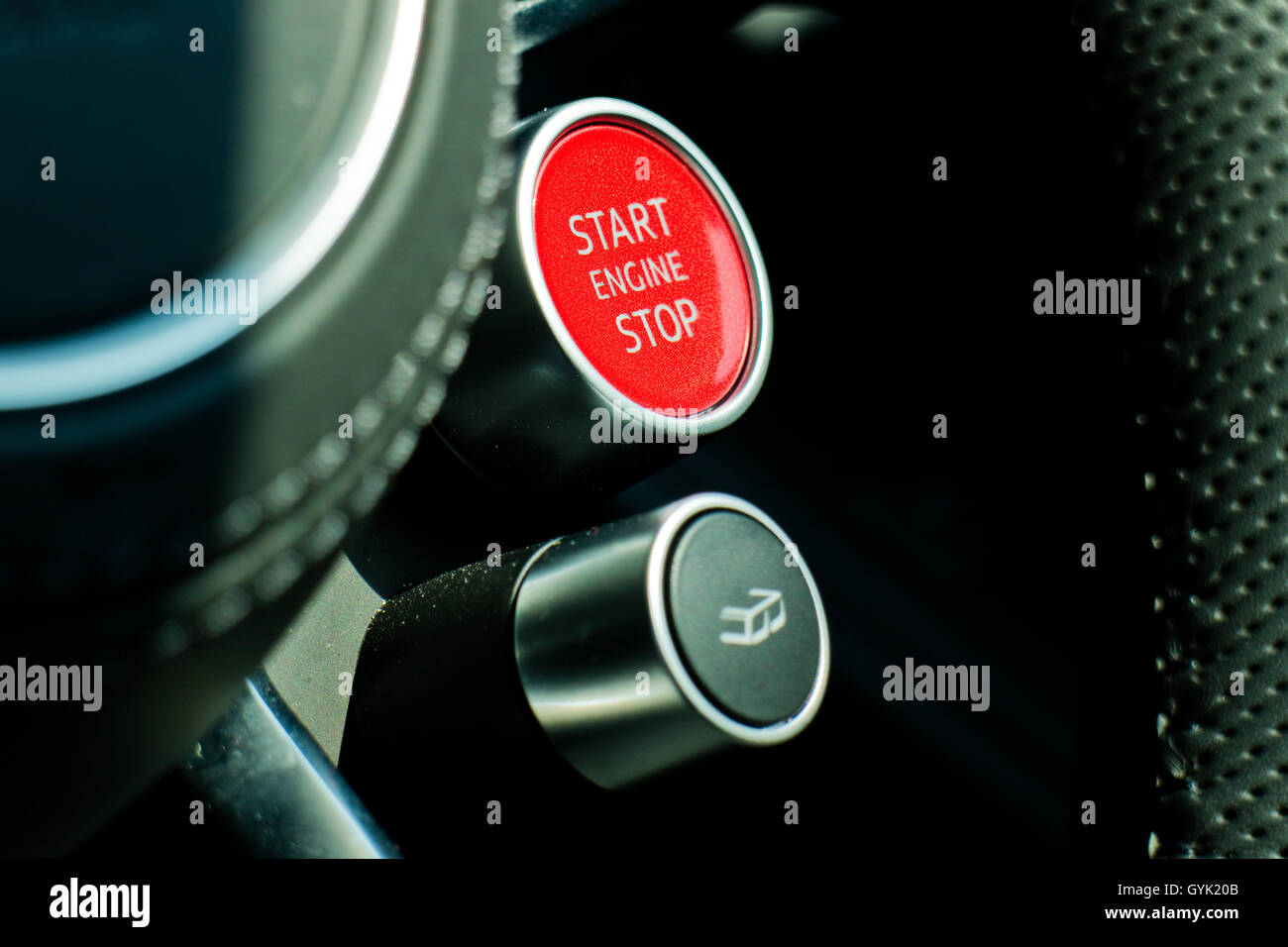 Audi r8 engine hi-res stock photography and images - Alamy