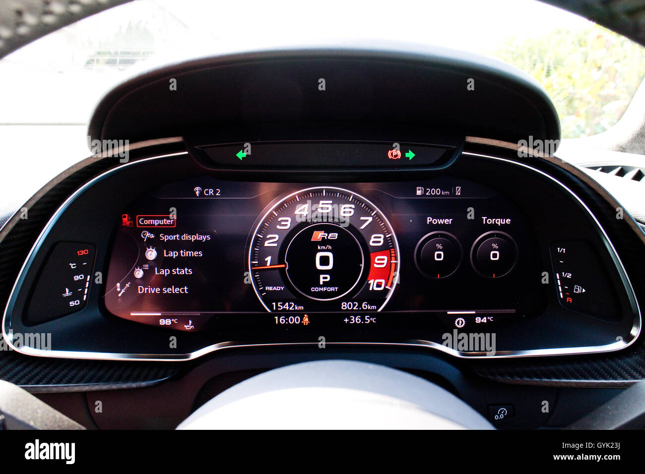 Audi r8 2016 hi-res stock photography and images - Alamy