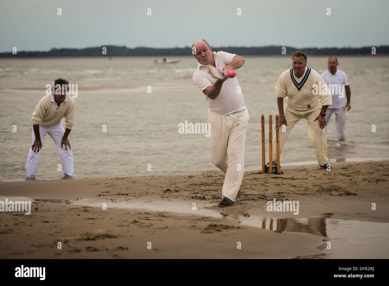 Bramble bank cricket match hi-res stock photography and images - Alamy