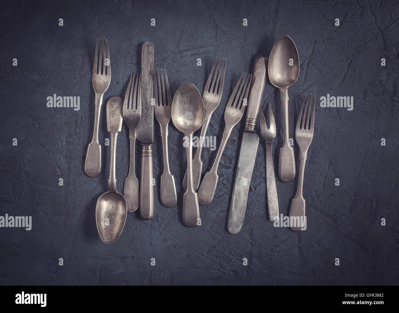 Cutlery background hi-res stock photography and images - Alamy