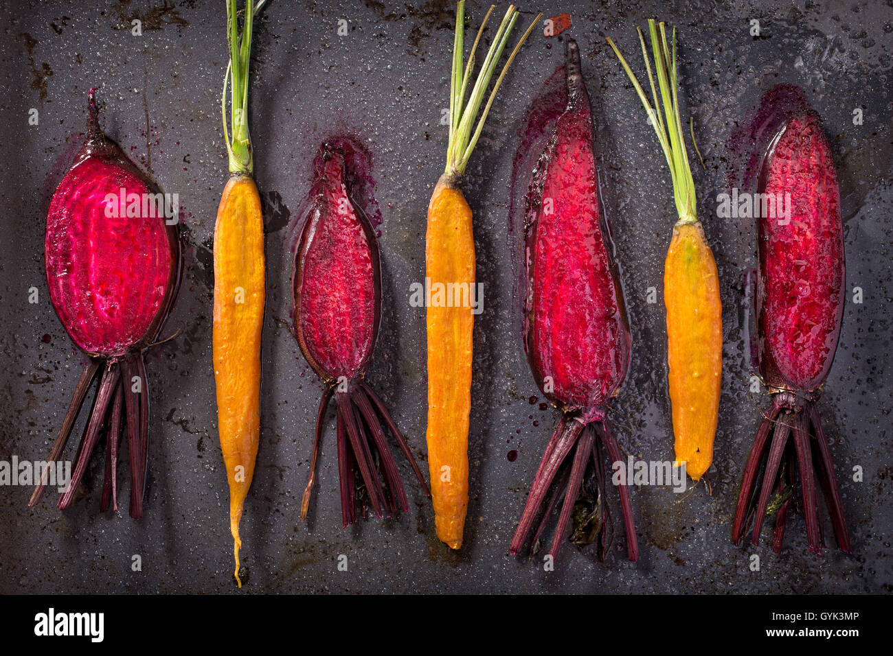 Roasted beets and carrot Stock Photo - Alamy
