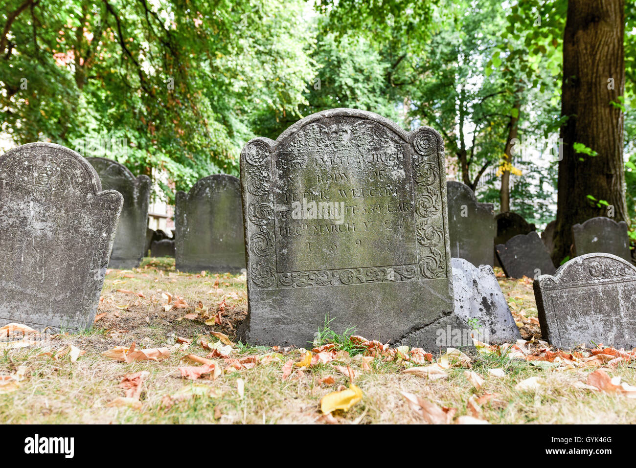 Famous landmark history cemetery granary hi-res stock photography and ...