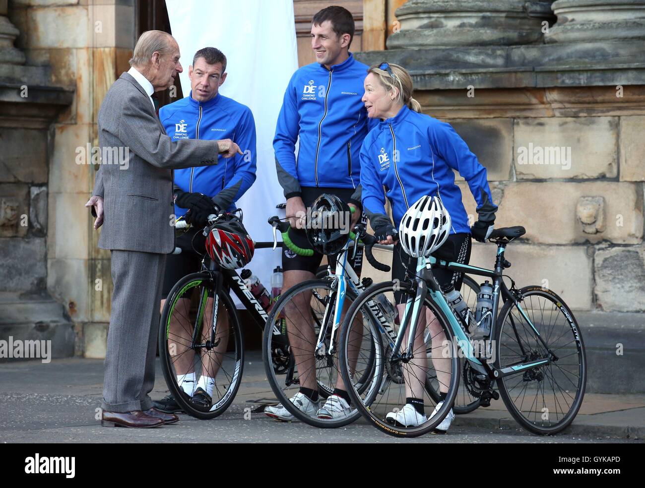 Dofe diamond challenge marks 60th anniversary duke edinburghs award ...