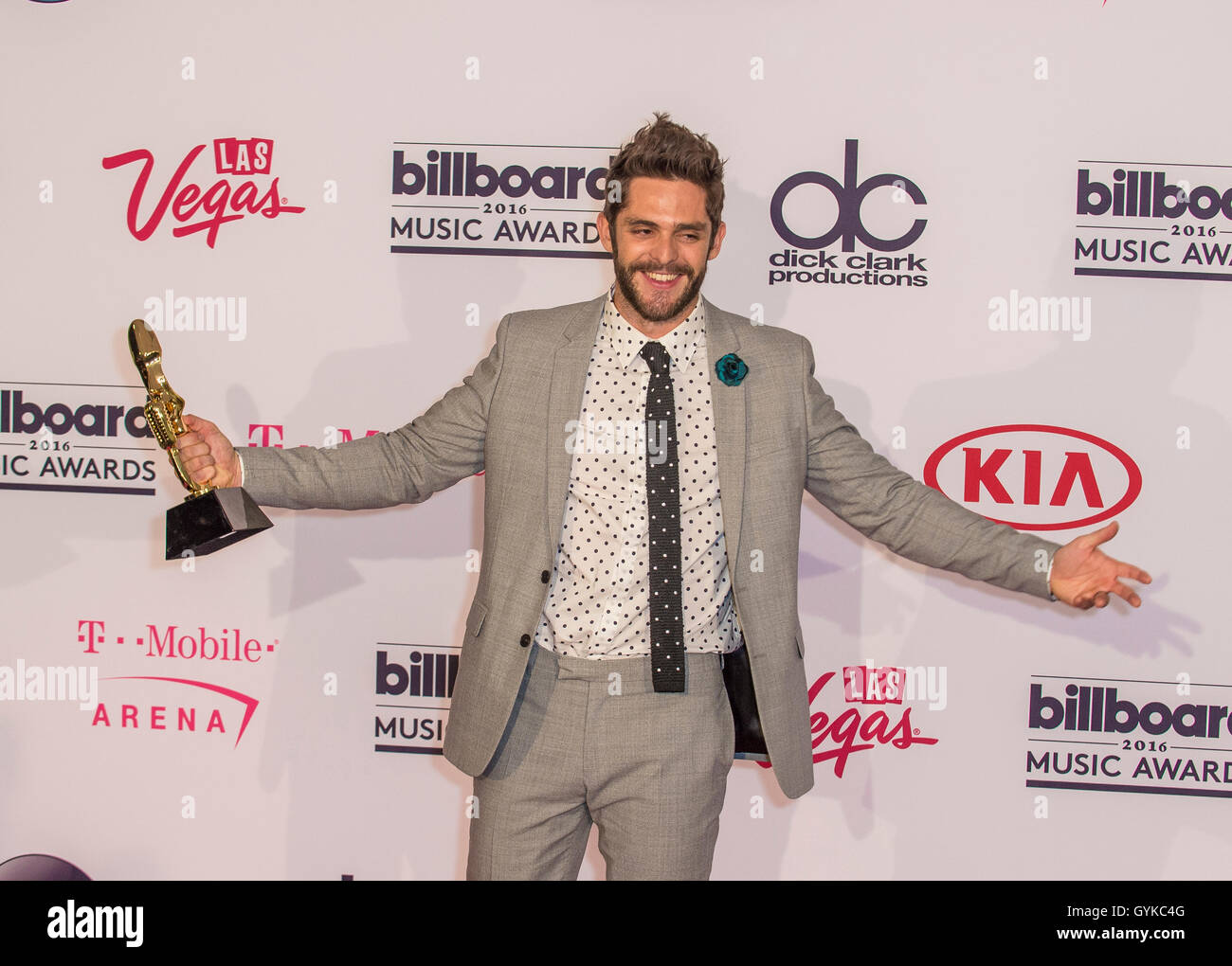 Country music star thomas rhett hi-res stock photography and images - Alamy