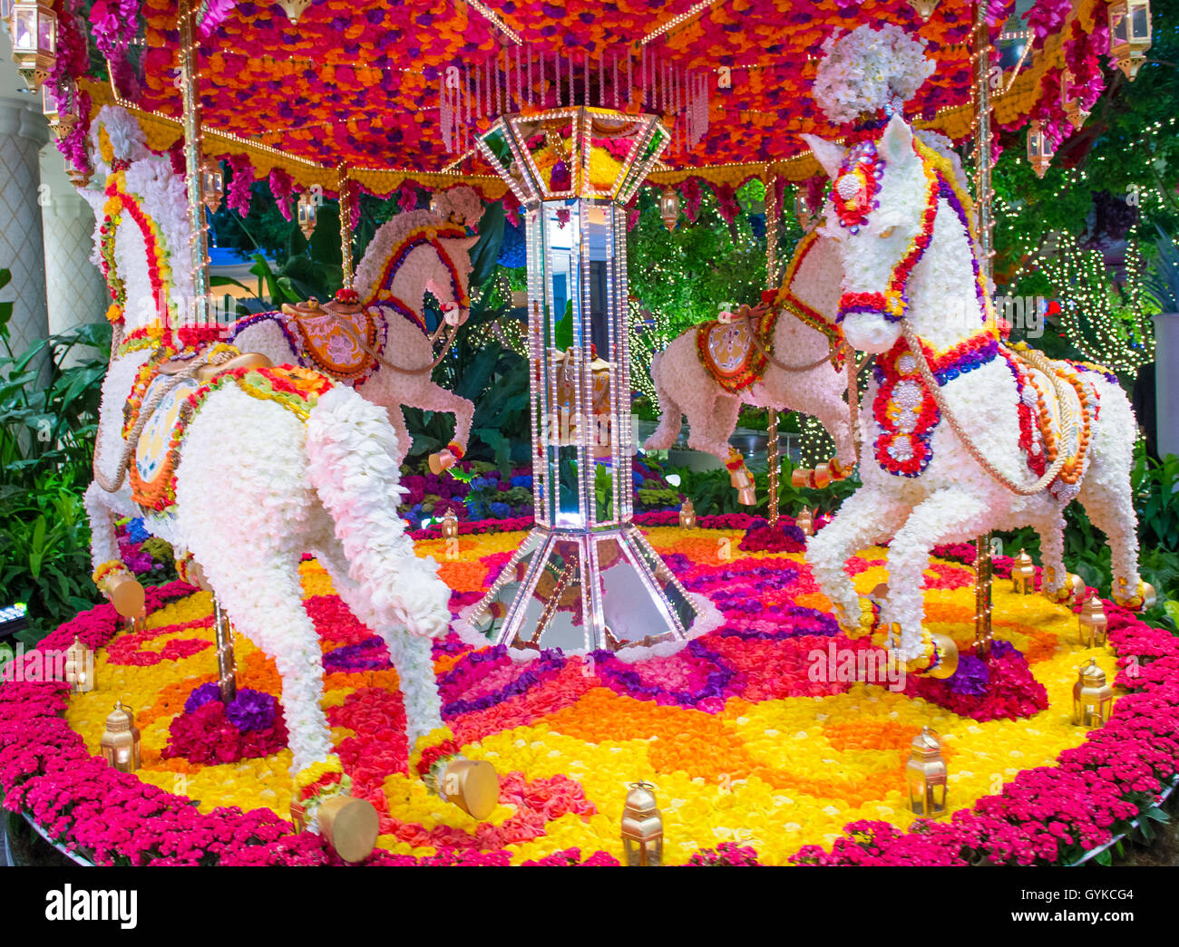 Flowers installation at the Wynn Hotel and casino Stock Photo - Alamy