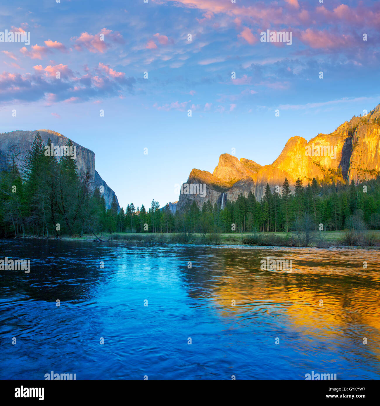 Yosemite Merced River el Capitan and Half Dome Stock Photo - Alamy