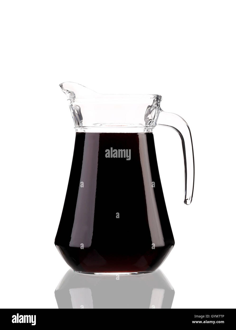 Pitcher of red wine with reflection Stock Photo - Alamy