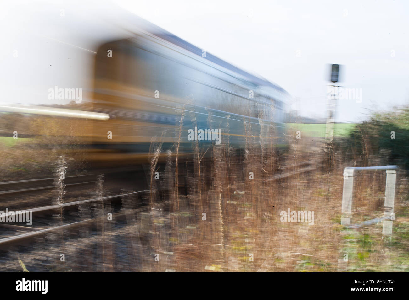 Slow shutter speed train hi-res stock photography and images - Alamy