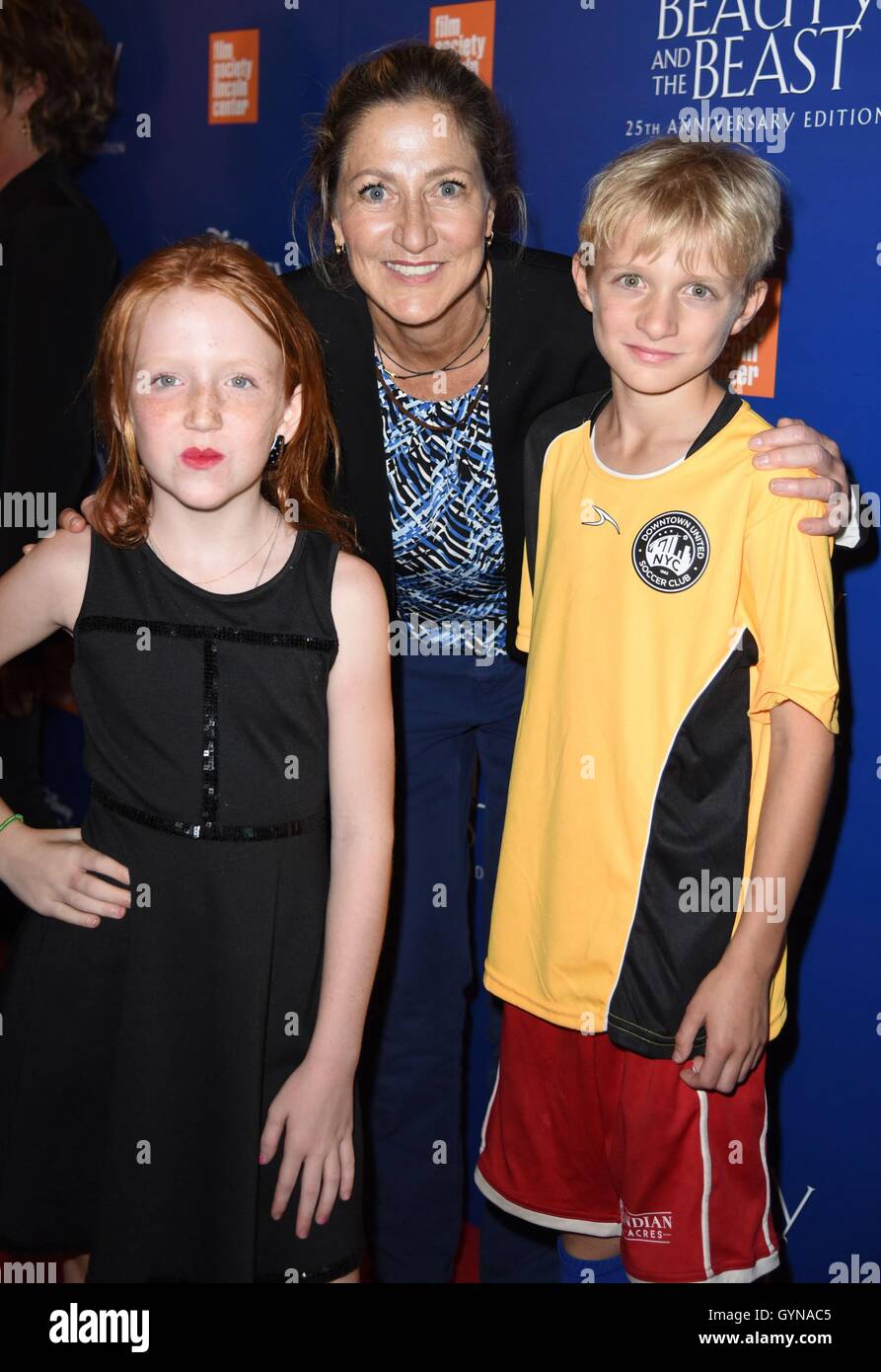 Anderson falco and macy falco hi-res stock photography and images - Alamy