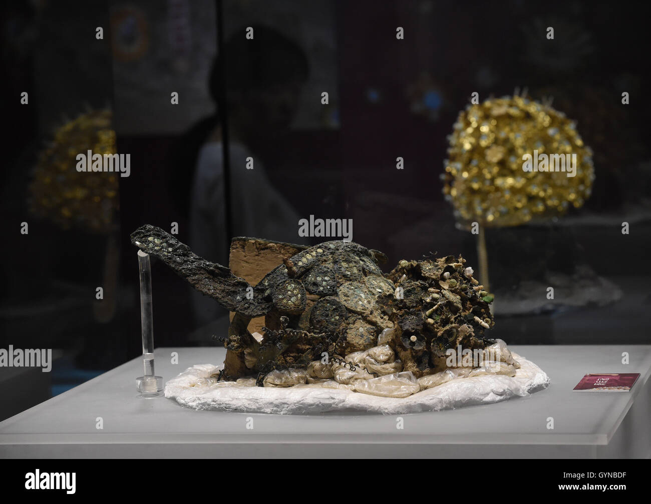 Emperor yang of sui hi-res stock photography and images - Alamy