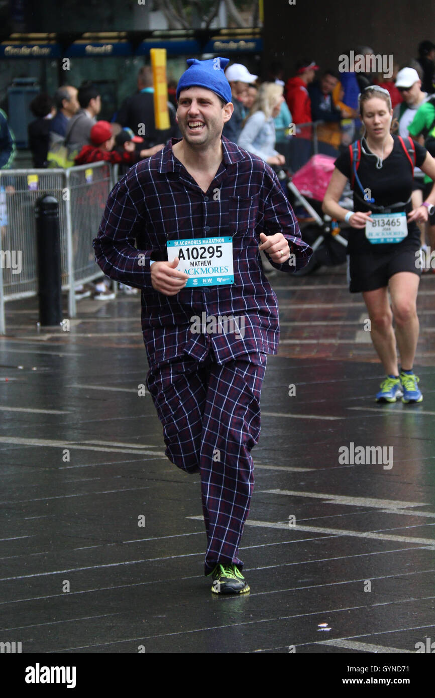 Sydney, Australia. 18 September 2016. Tens of thousands of runners took ...