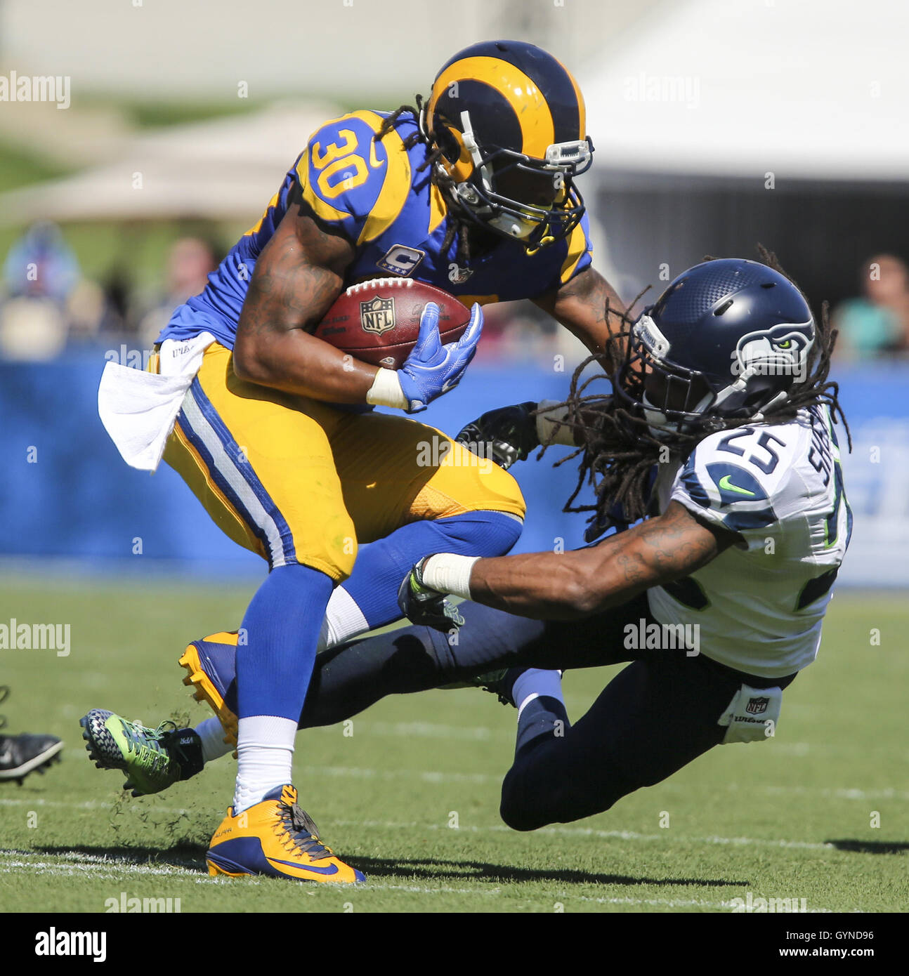 Seattle seahawks cornerback richard sherman hi-res stock photography ...