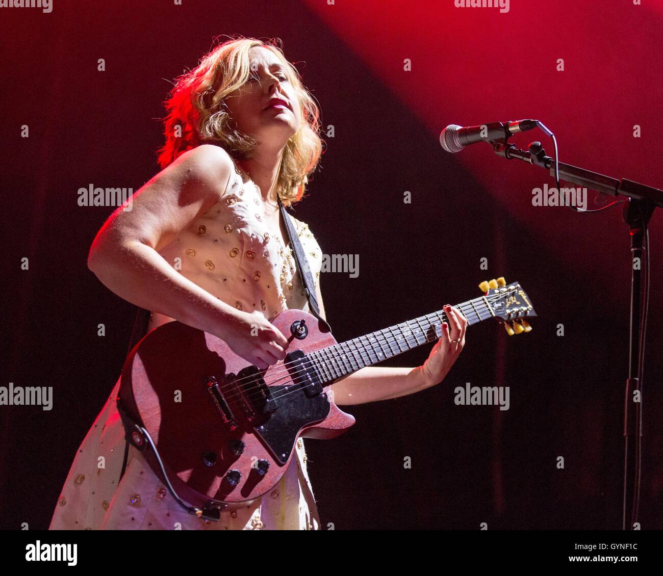 Chicago, Illinois, USA. 18th Sep, 2016. CORIN TUCKER of Sleater-Kinney ...