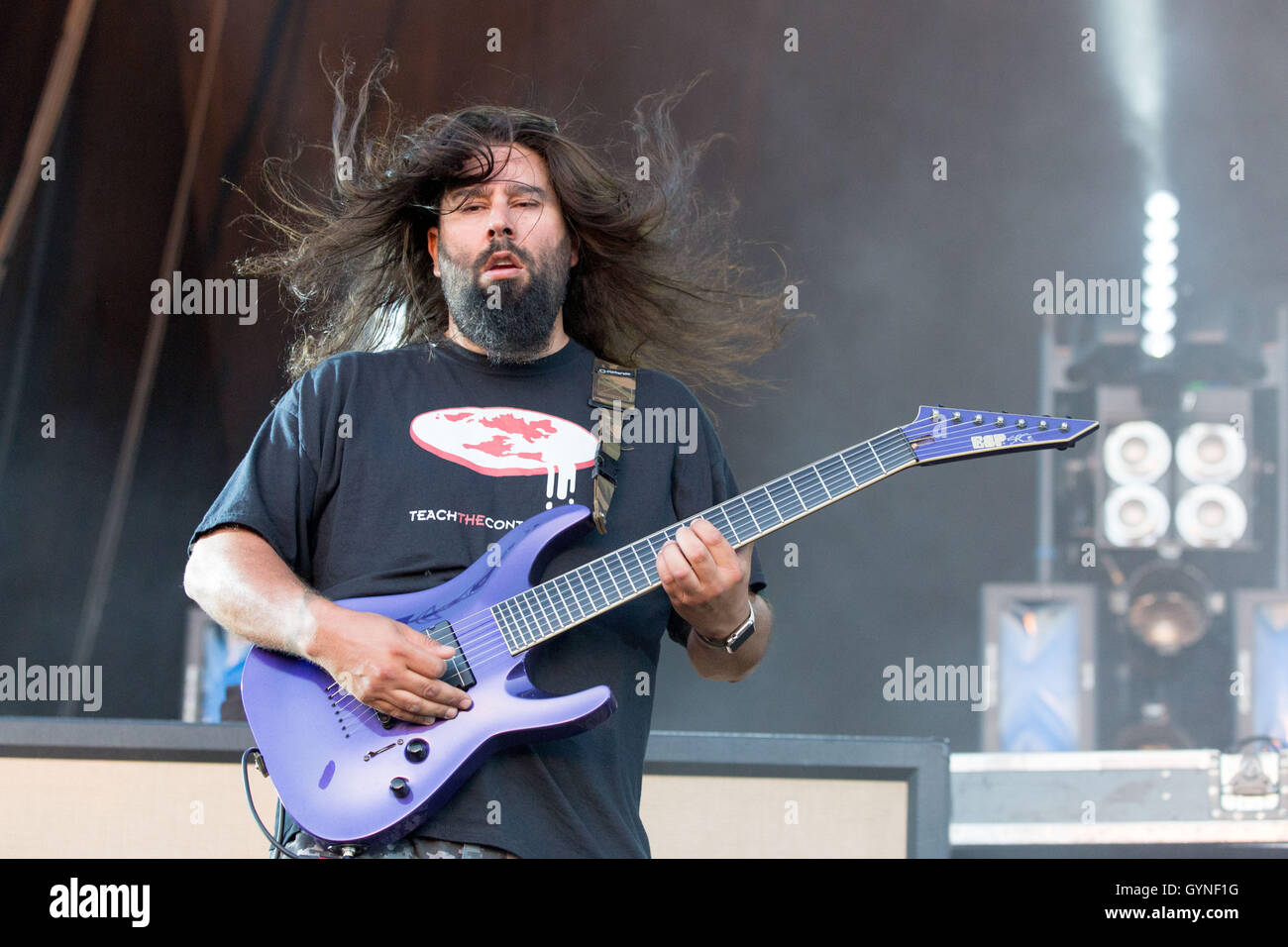 Chicago, Illinois, USA. 18th Sep, 2016. STEPHEN CARPENTER of Deftones ...