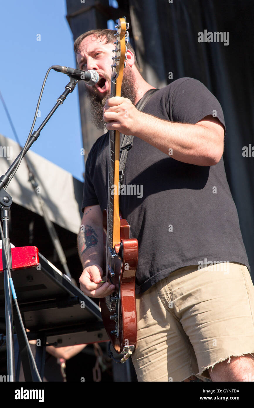 Chicago, Illinois, USA. 18th Sep, 2016. NICK STEINBORN of The Wonder ...