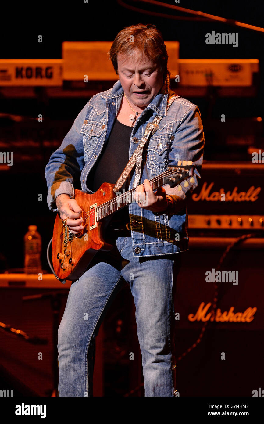 Rick derringer hi-res stock photography and images - Alamy