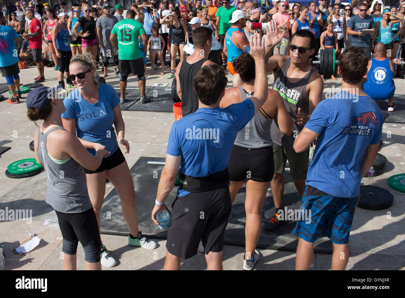 New York, New York, USA. 17th Sep, 2016. Crossfit workout competition ...