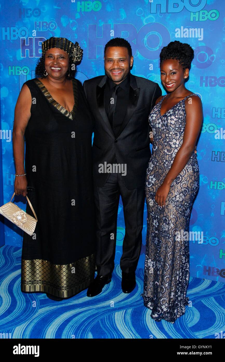 Kyra anderson hi-res stock photography and images - Alamy