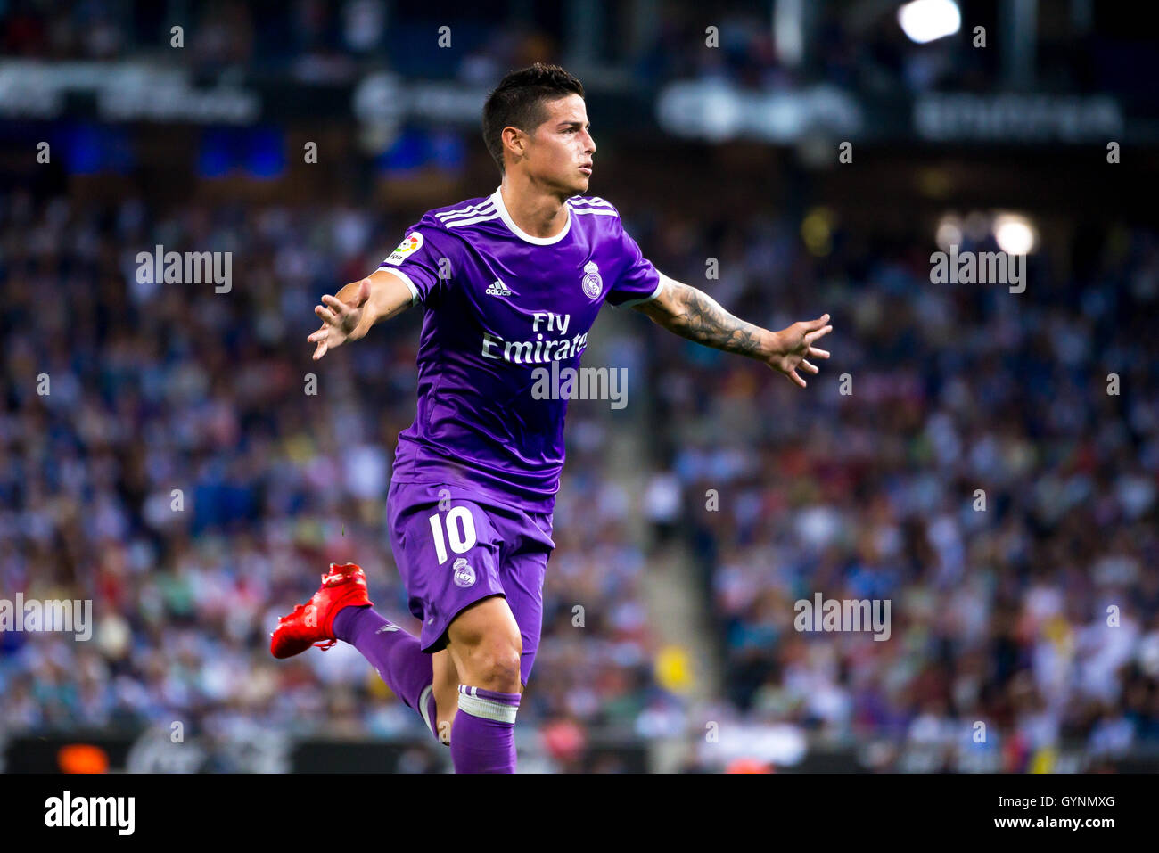 James rodriguez football hi-res stock photography and images - Alamy