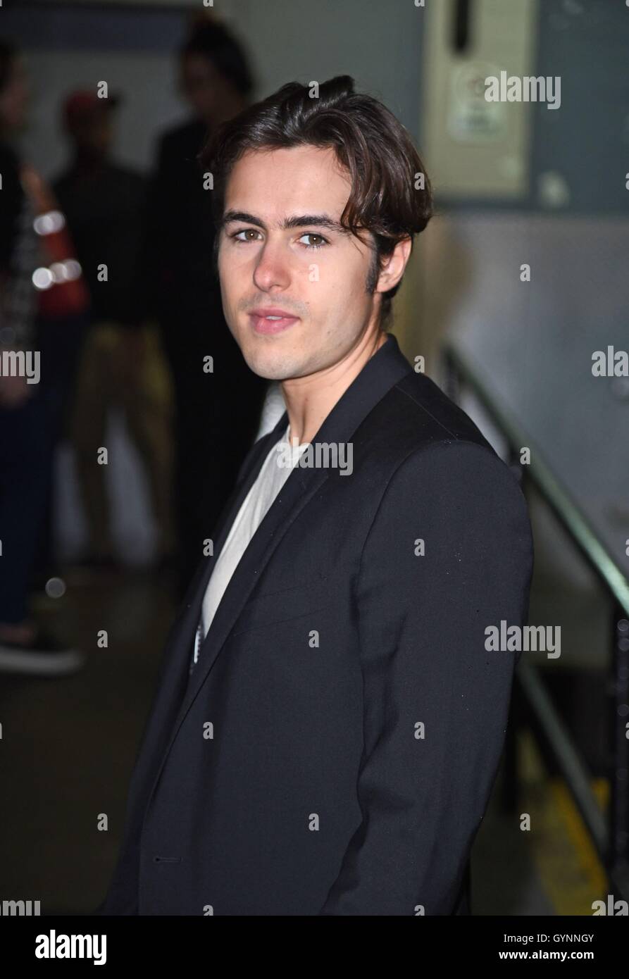 New York, NY, USA. 19th Sep, 2016. Ben Schnetzer out and about for ...