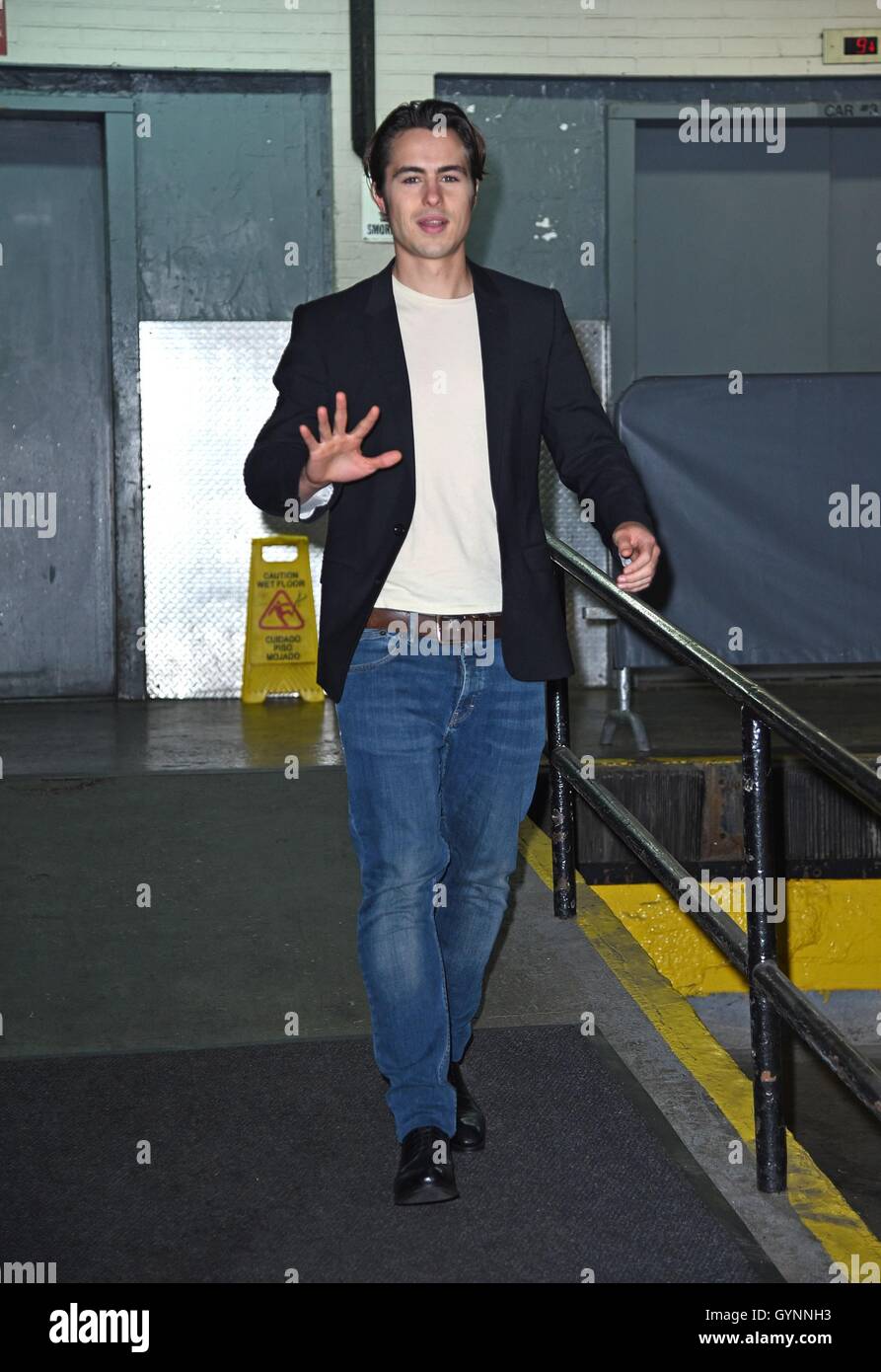 New York, NY, USA. 19th Sep, 2016. Ben Schnetzer out and about for ...