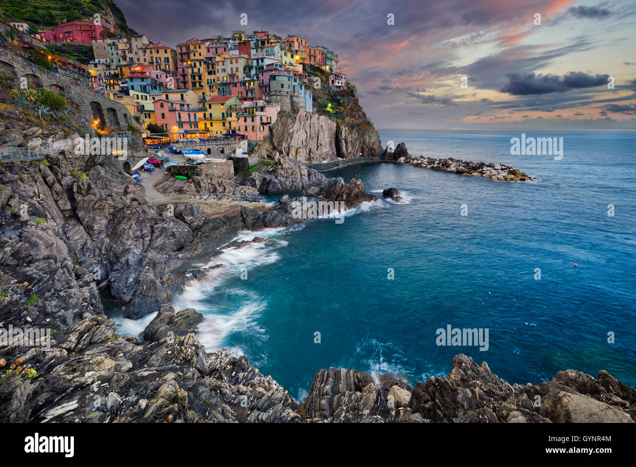 Coastline riomaggiore cinque terre hi-res stock photography and images ...