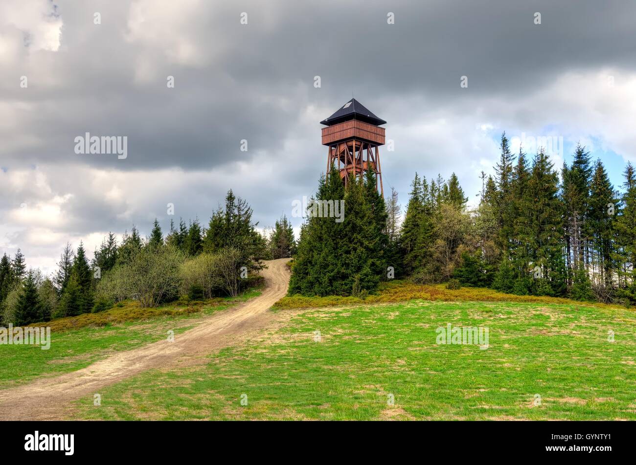 Lookout tower mountain top hi-res stock photography and images - Alamy