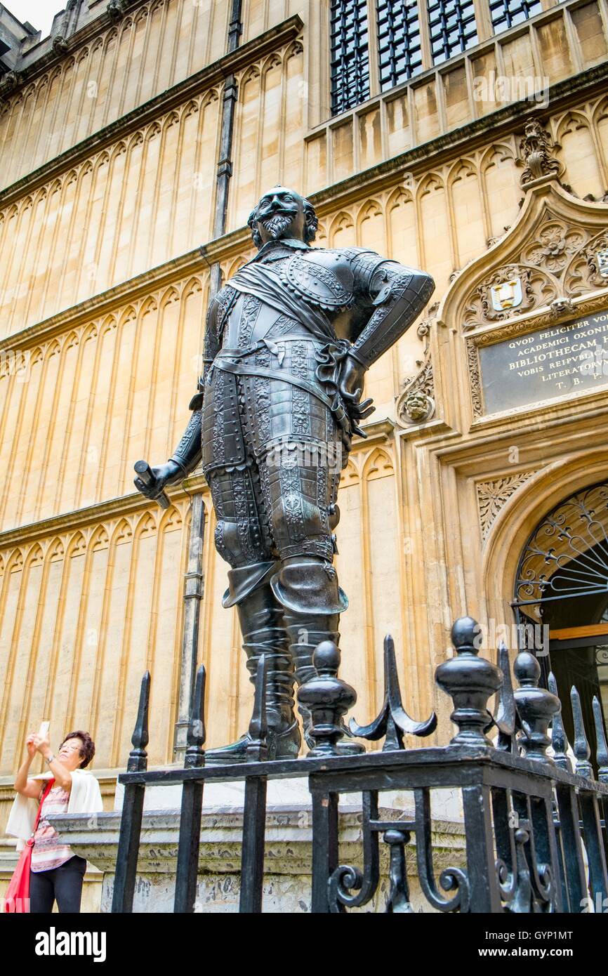 Statue William Herbert Bodleian Library Stock Photos & Statue William ...