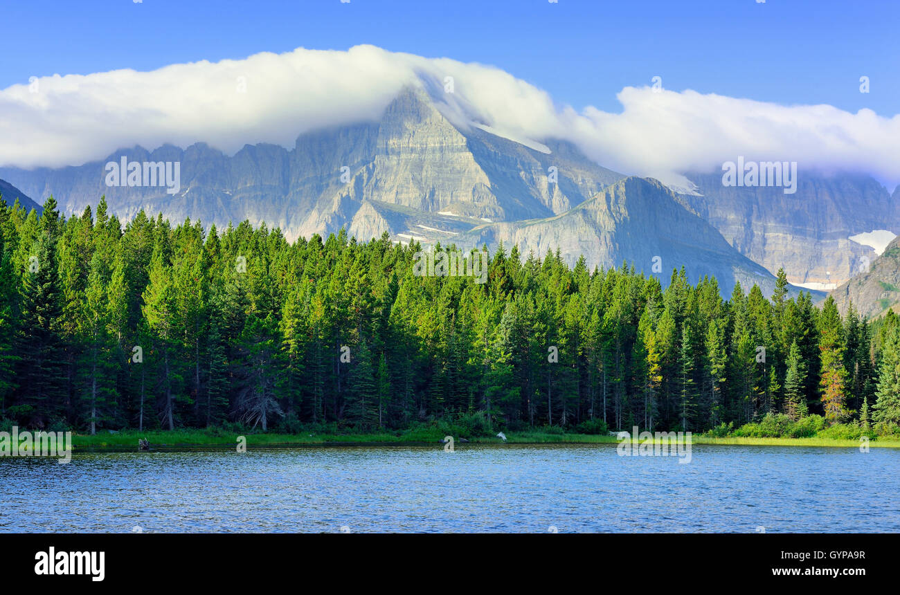 Swiftcurrent lake nature trail hi-res stock photography and images - Alamy