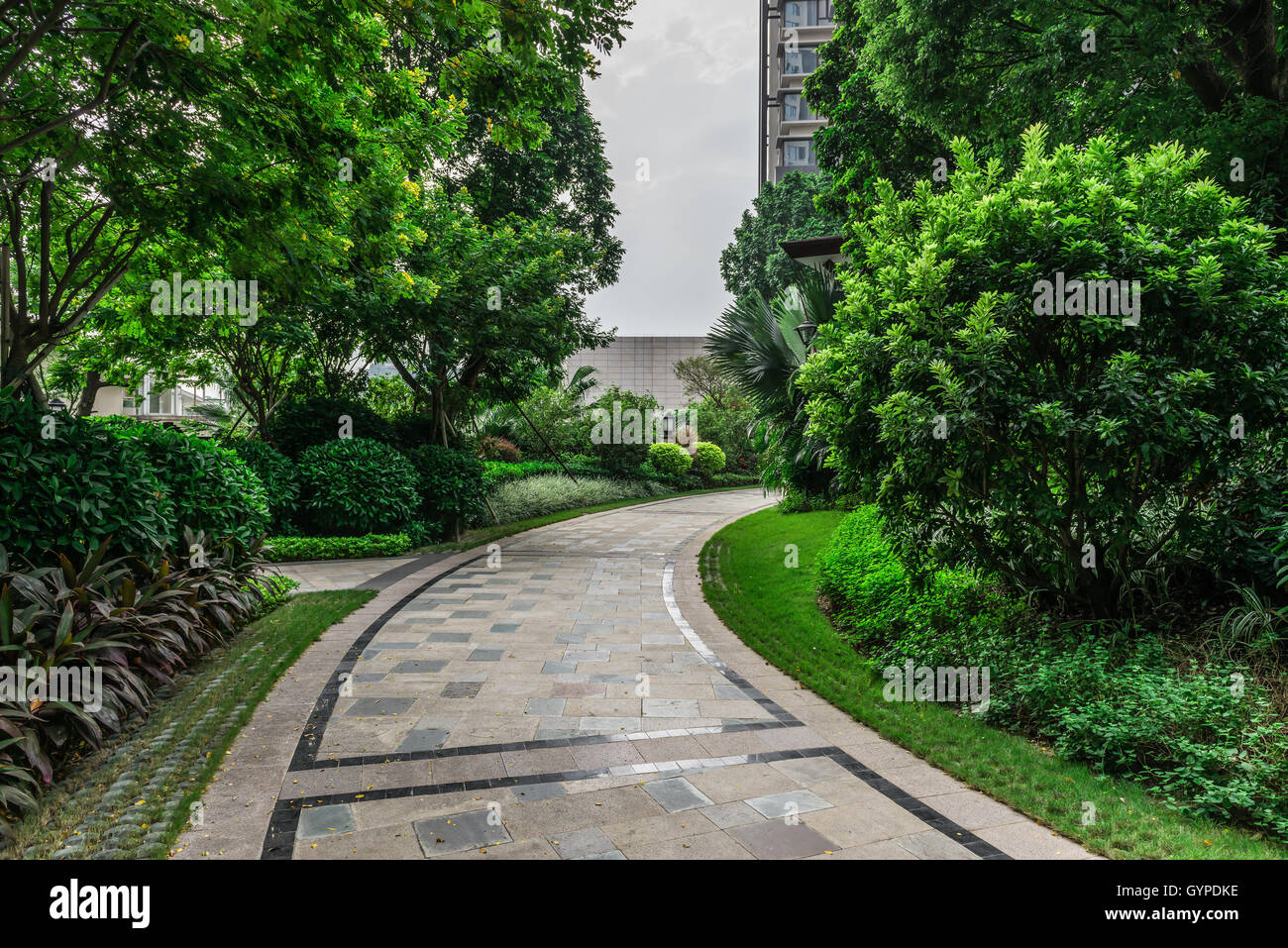 pathway in outdoor of a residential building Stock Photo - Alamy
