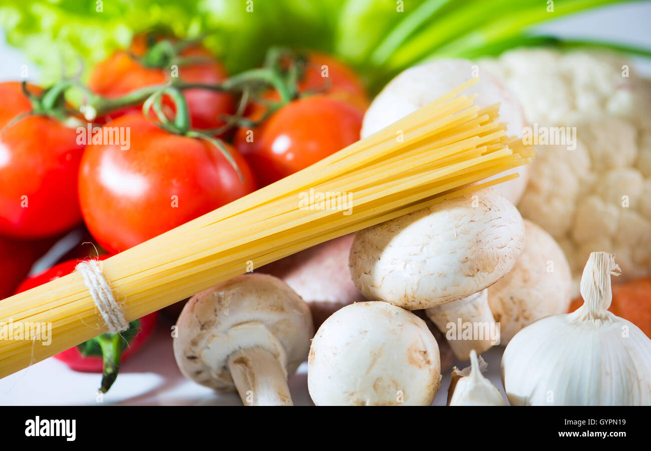 Pasta spaghetti with vegetables Stock Photo - Alamy