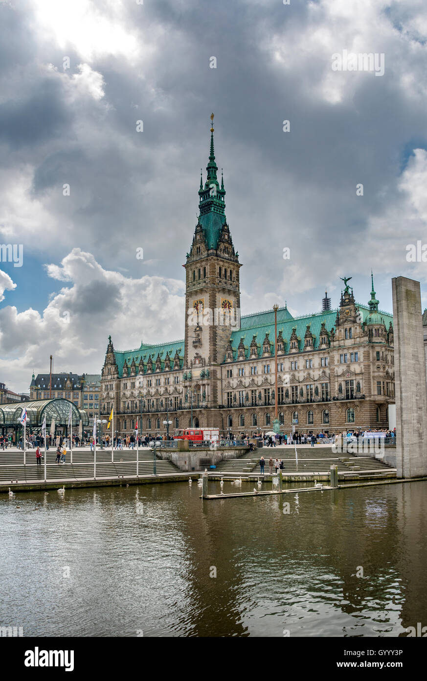 Hamburg alster lakes hi-res stock photography and images - Alamy