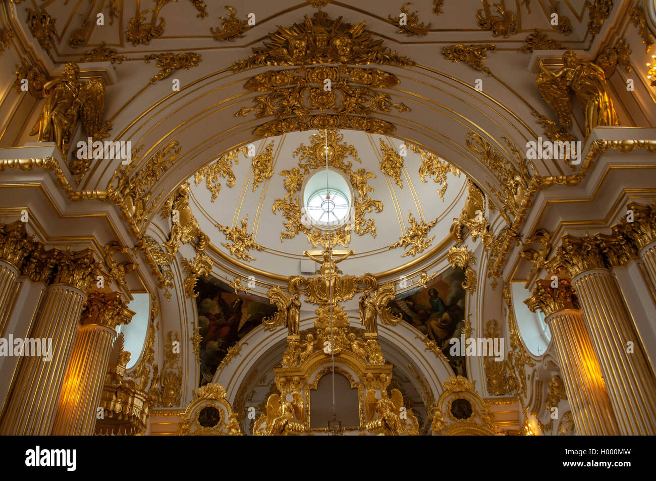 Baroque saint figure hi-res stock photography and images - Alamy