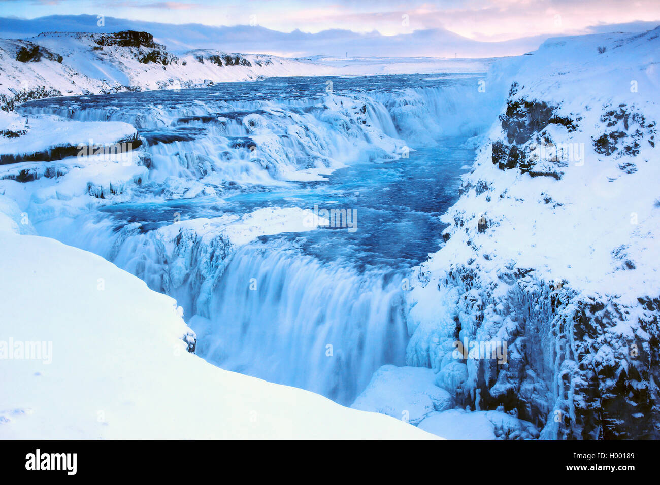 Wasserfall Gullfoss im Winter, Island, Gullfoss | Gullfoss waterfall Stock Photo: 120473593 - Alamy
