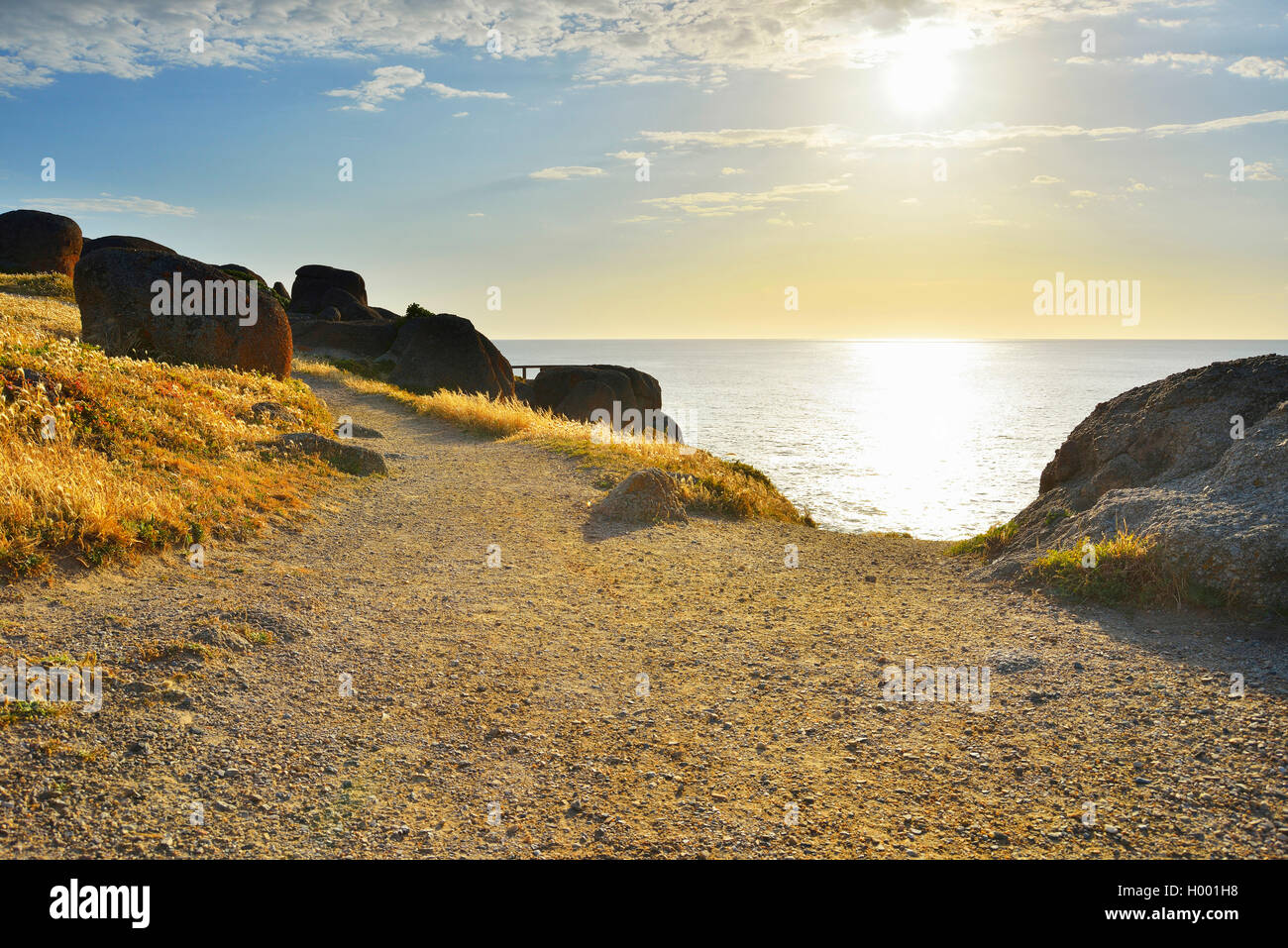 Forked pathway hi-res stock photography and images - Alamy