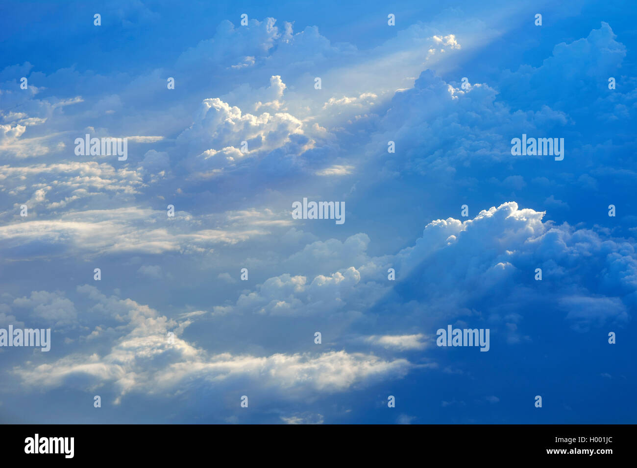 Airplane view of clouds hi-res stock photography and images - Alamy