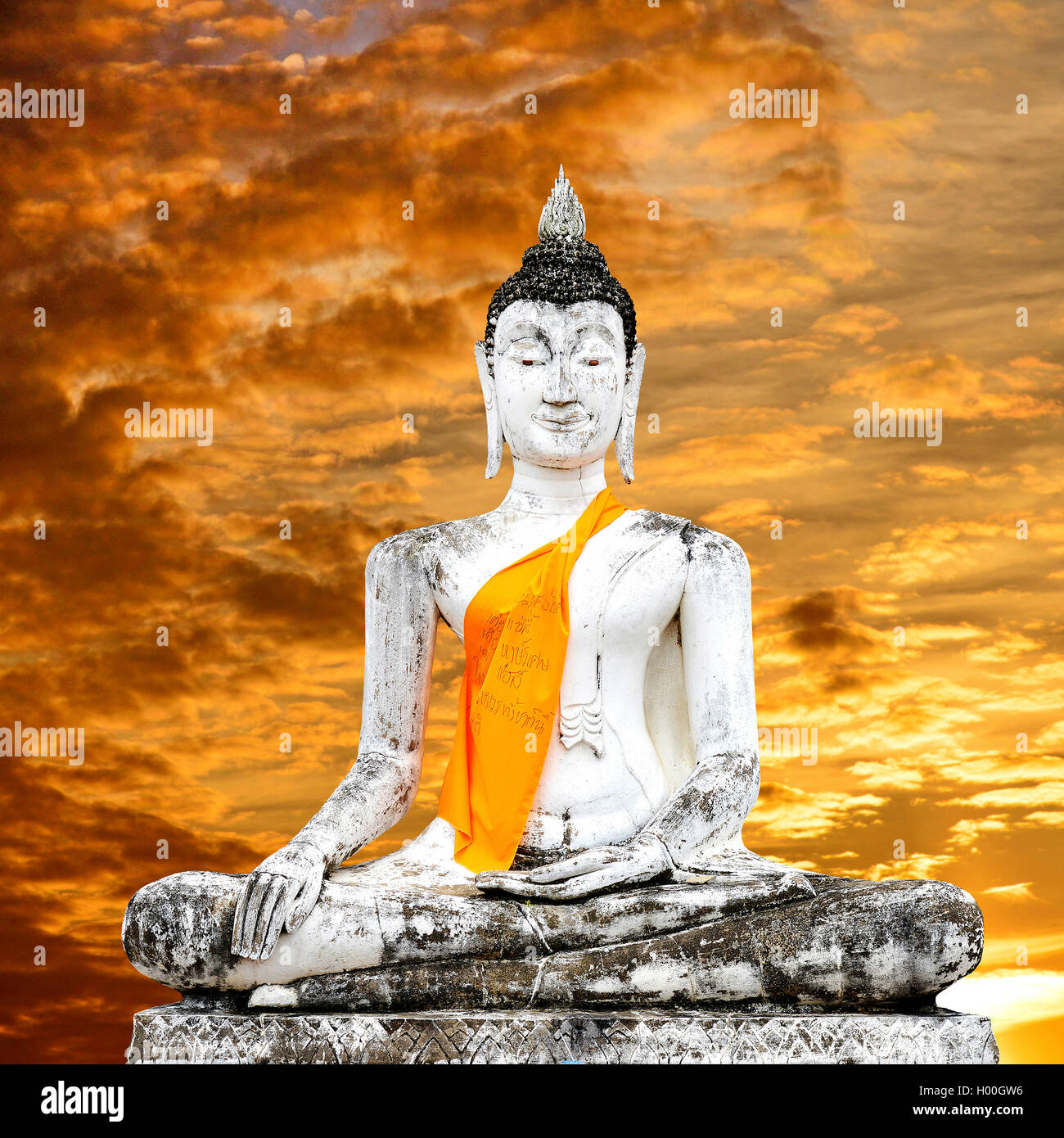 Buddha in front of sunset, Thailand, Ayutthaya Stock Photo - Alamy