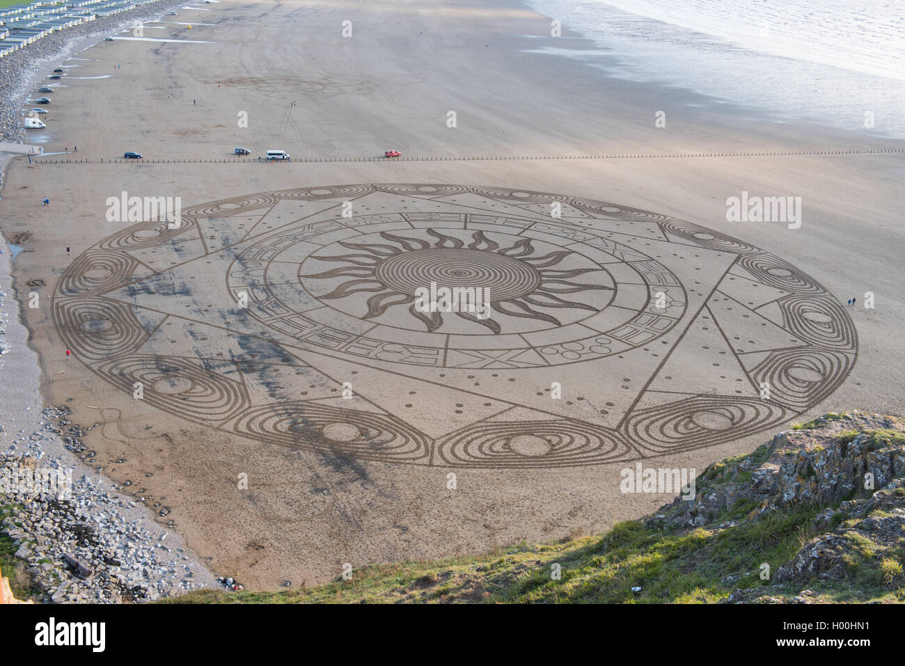 The Ring of Anhur Sand Art by International Snow and Sand Artist Simon ...