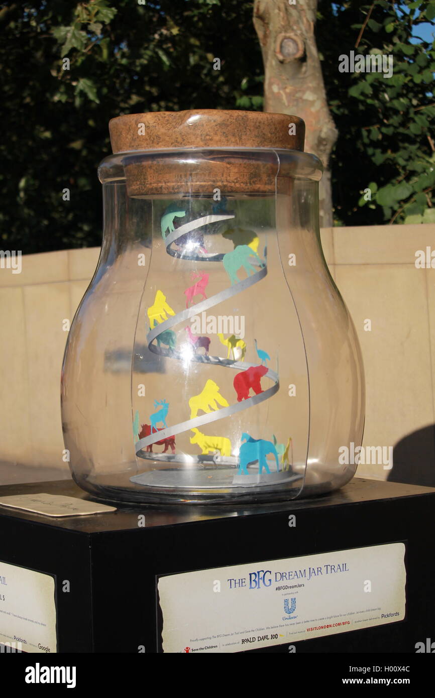 BFG dream jar trail, Roald Dahl, London, World Book Day, Quentin Blake ...