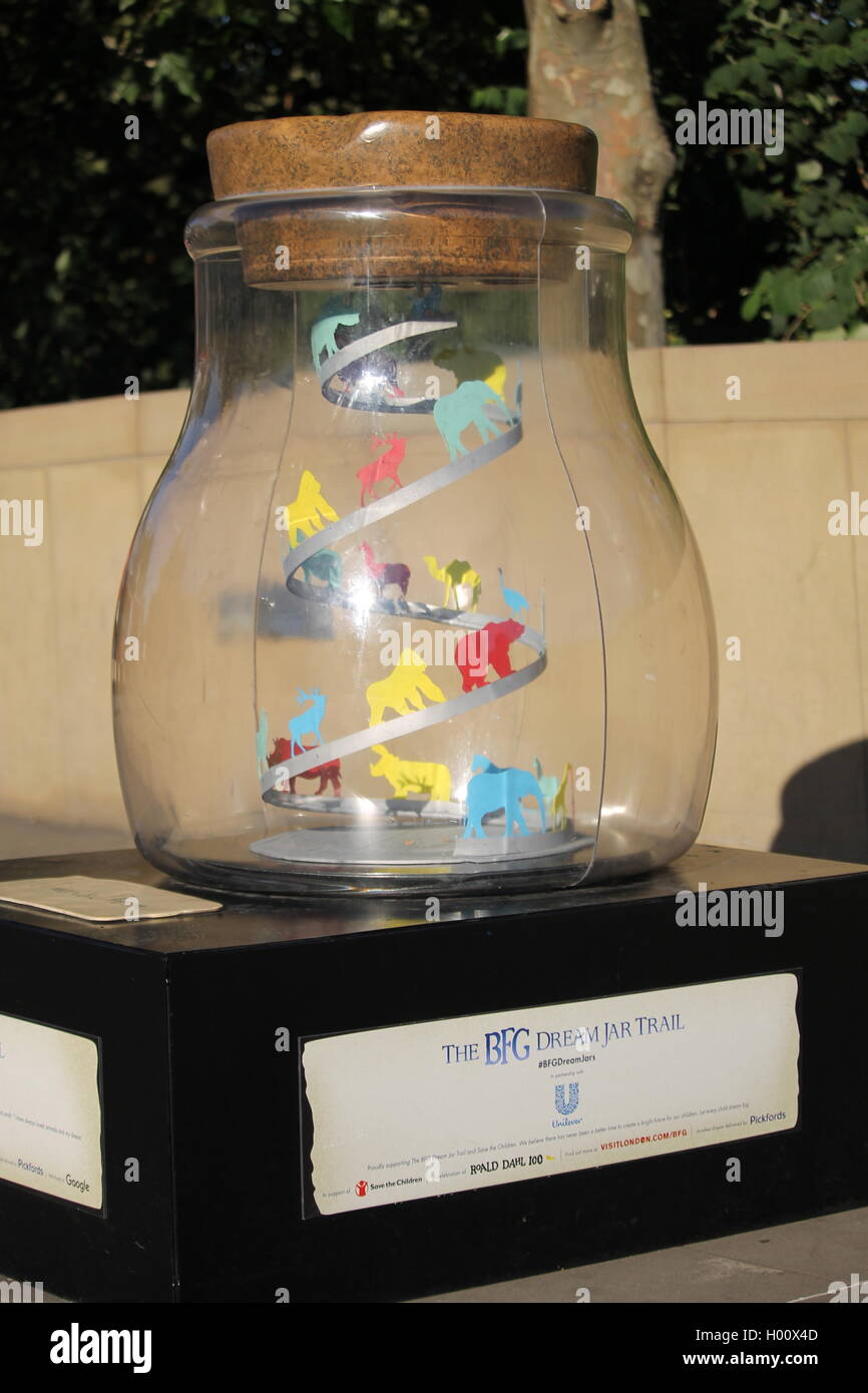 BFG dream jar trail, Roald Dahl, London, World Book Day, Quentin Blake ...