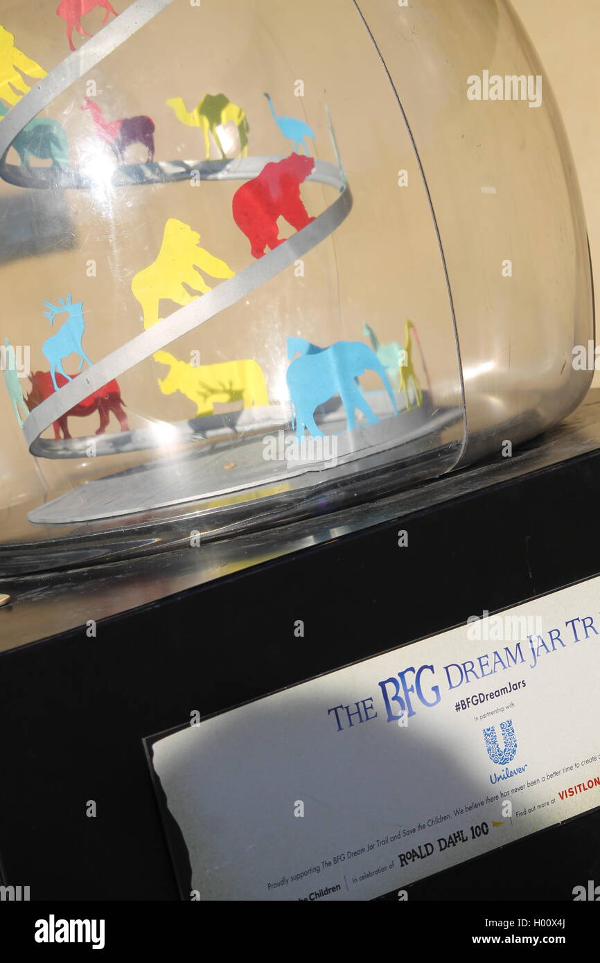 BFG dream jar trail, Roald Dahl, London, World Book Day, Quentin Blake ...