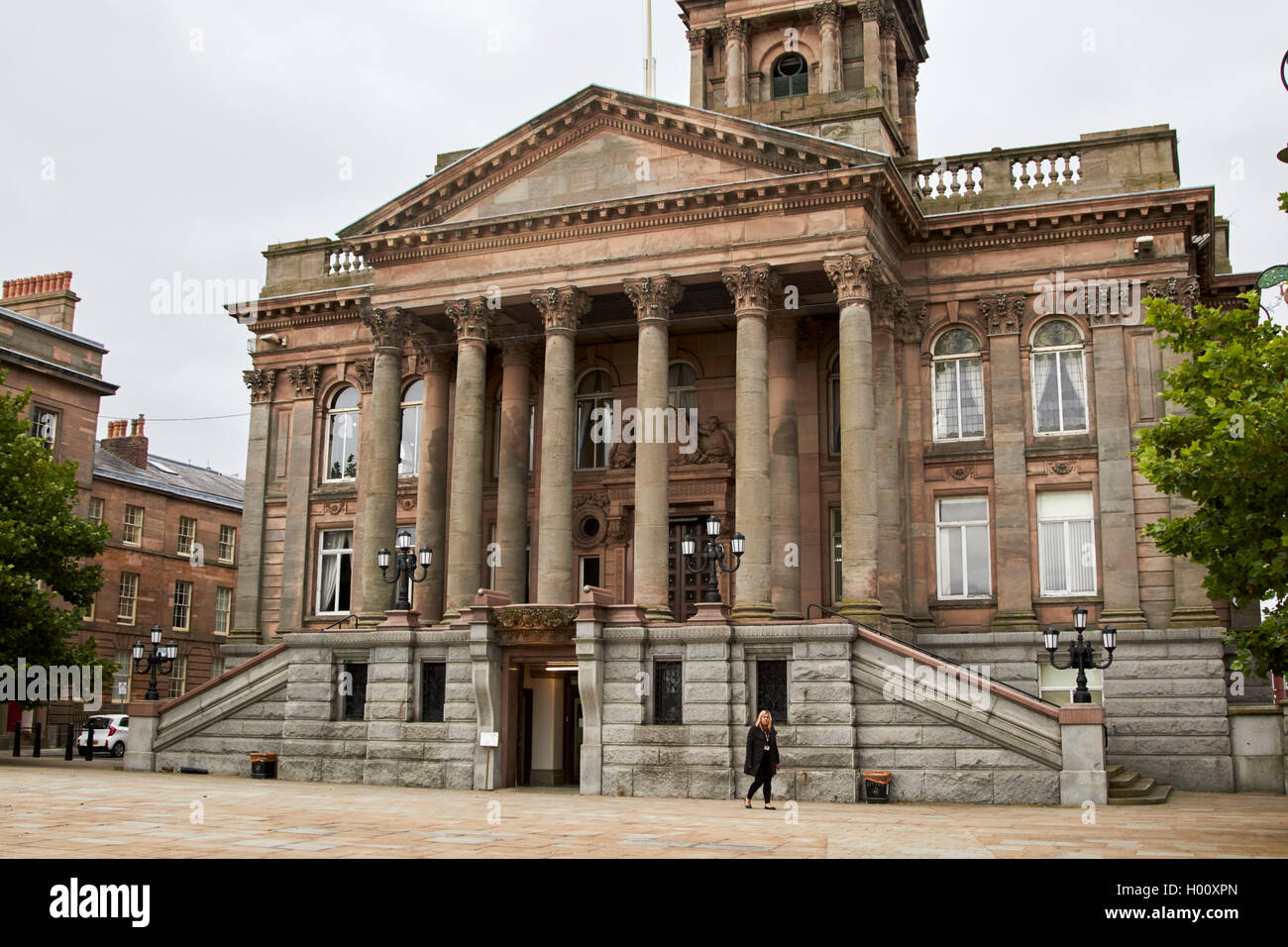 birkenhead town hall Merseyside UK Stock Photo - Alamy