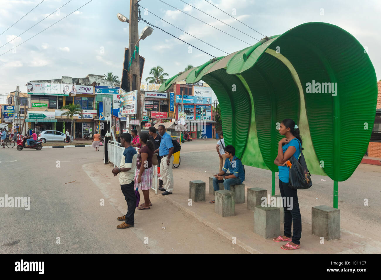 Crowd people waiting buses bus hi-res stock photography and images - Alamy