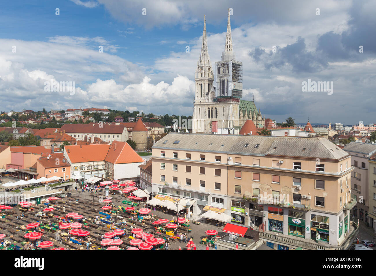 Dolac market in Zagreb, Croatia Stock Photo - Alamy