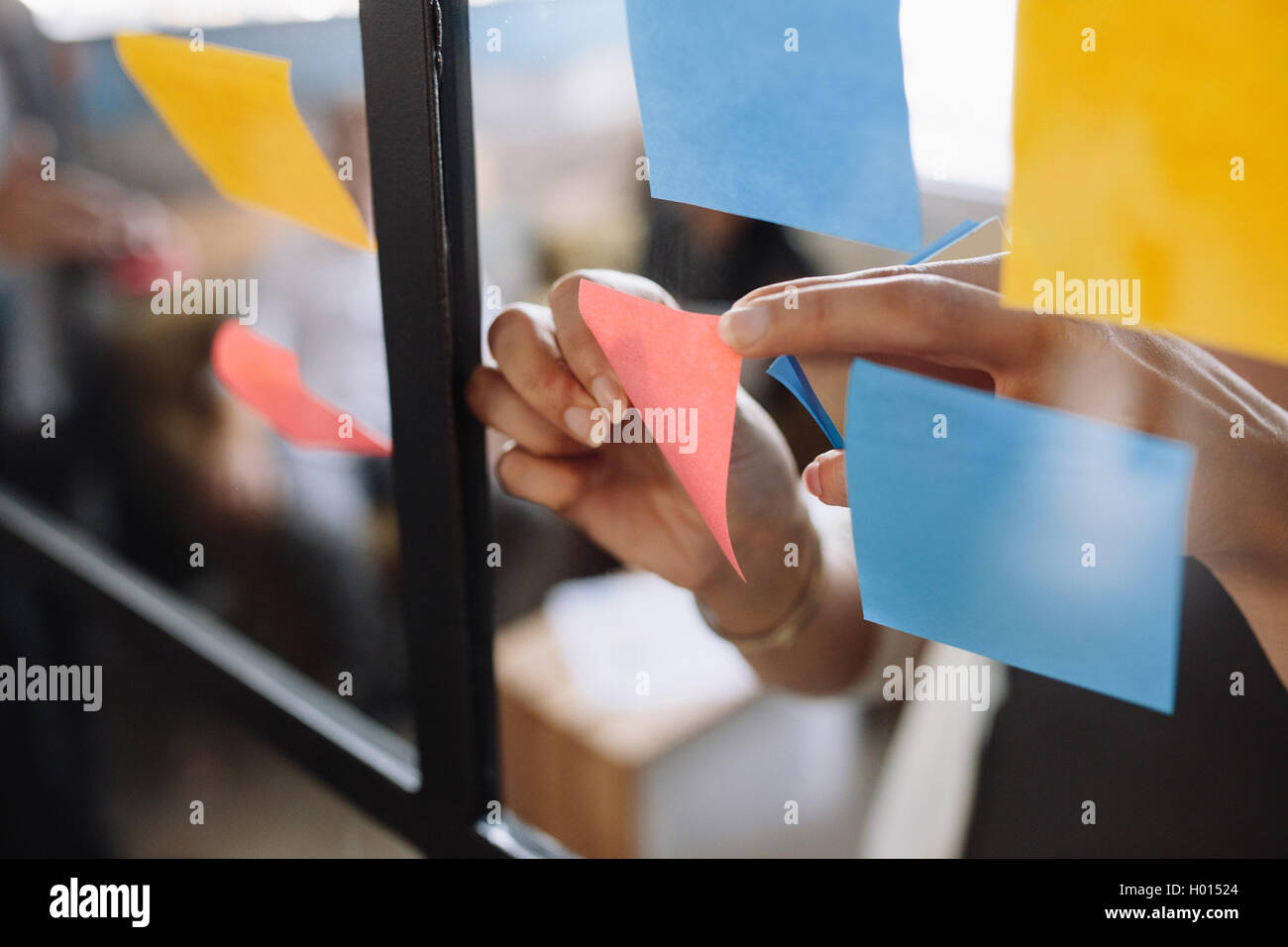 Office notes hi-res stock photography and images - Alamy