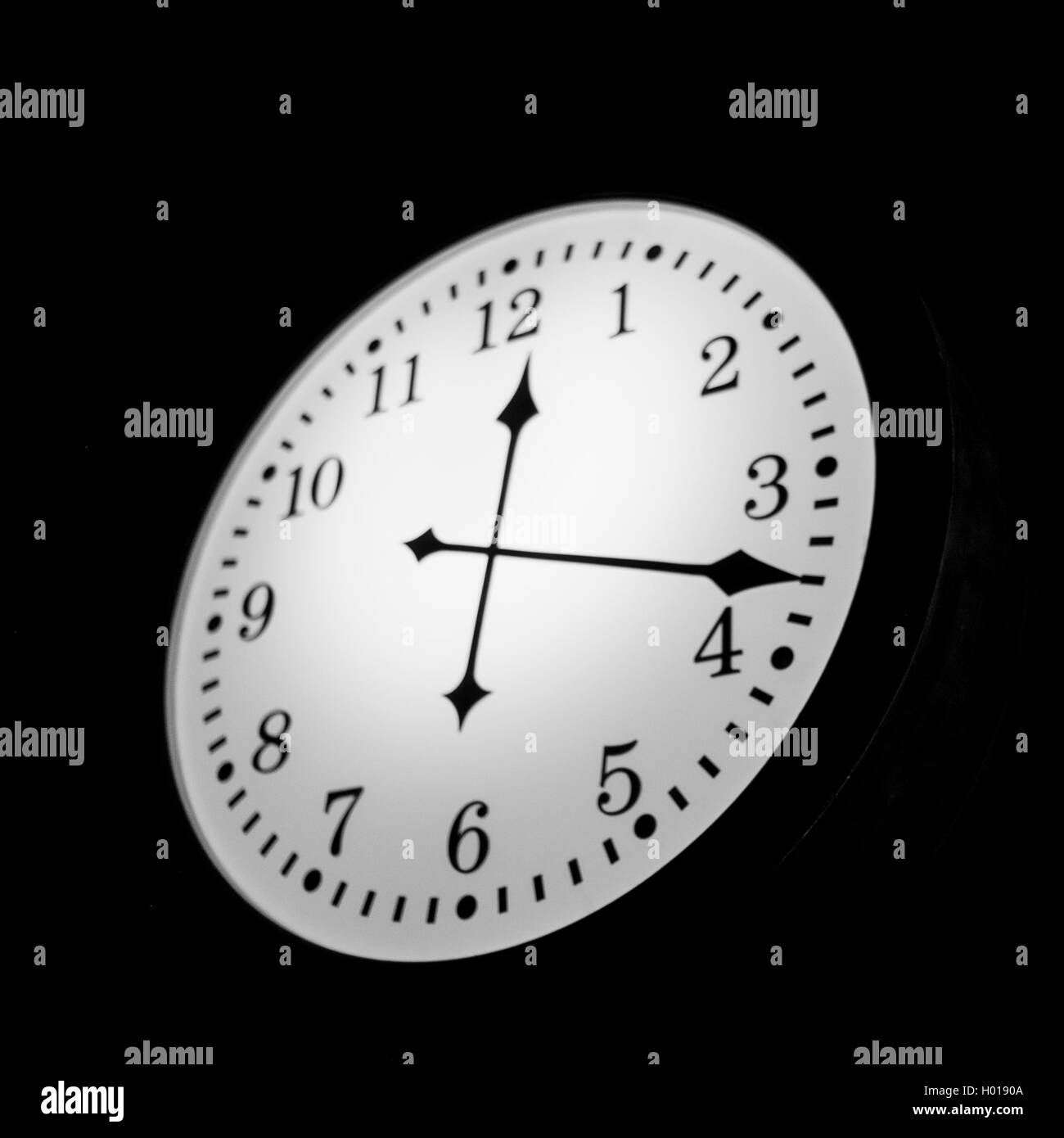 Railway clock hi-res stock photography and images - Alamy