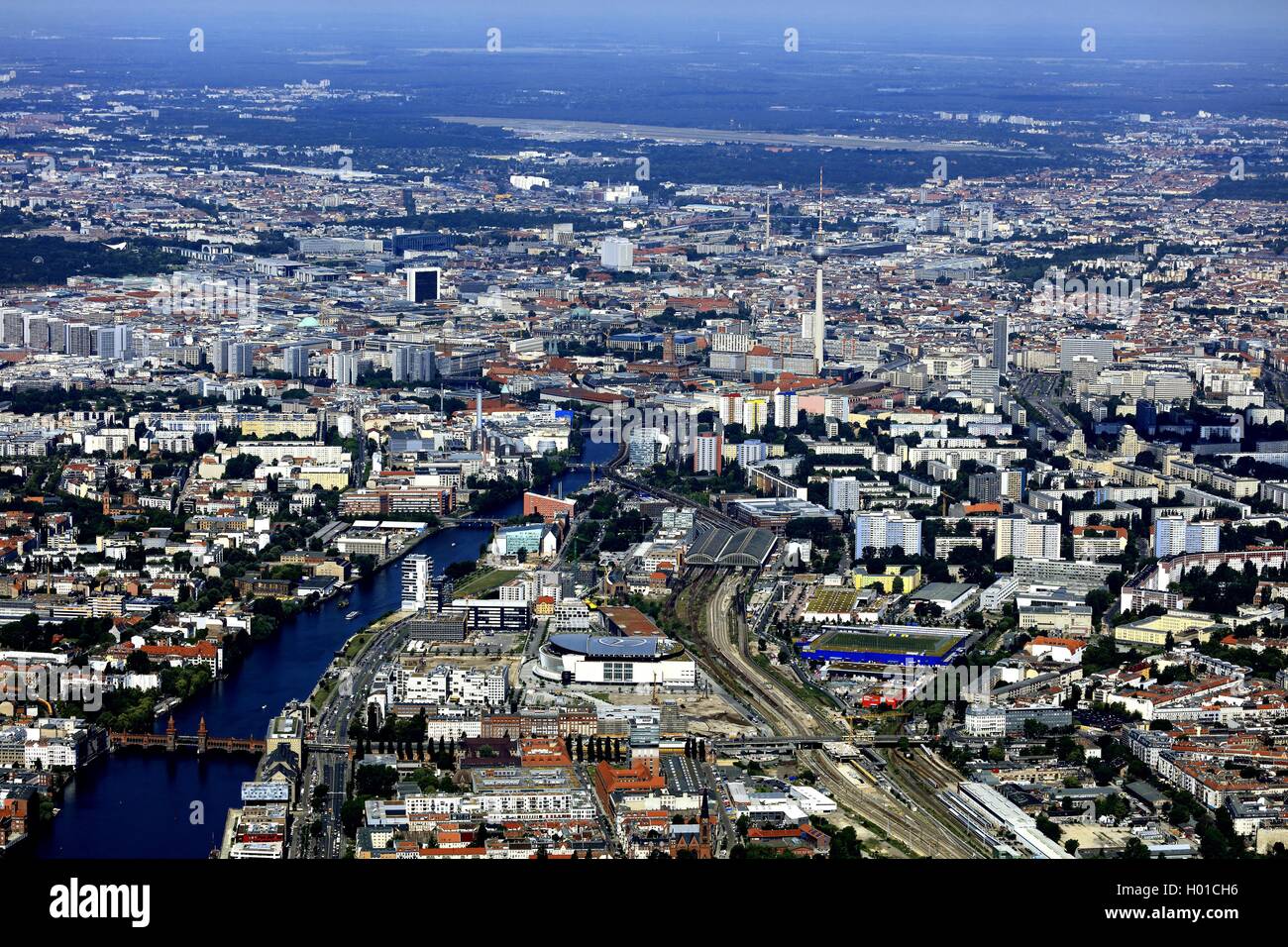 Aerial view from the air tower bridge hi-res stock photography and ...