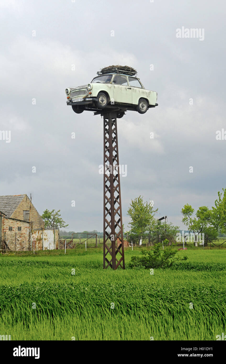 Pylon vehicle hi-res stock photography and images - Alamy