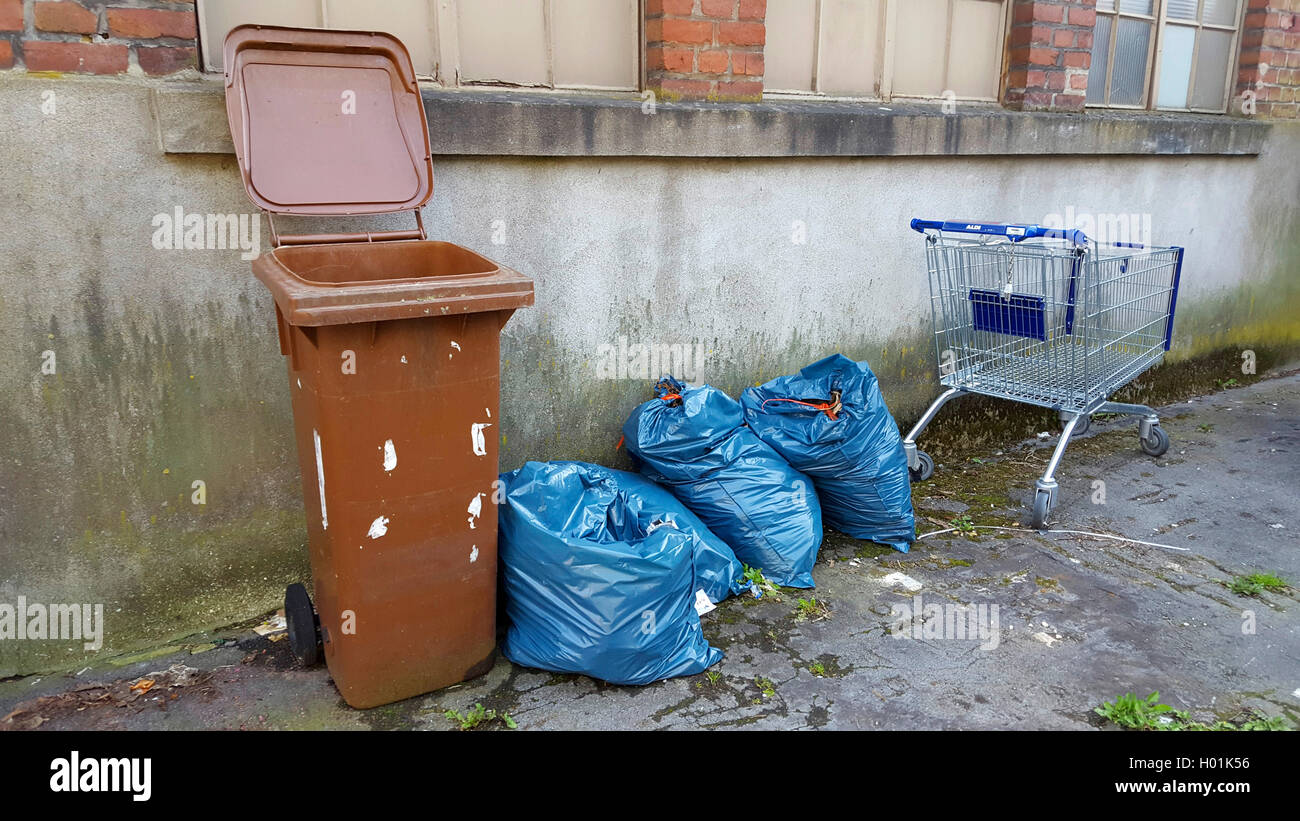 Trolley bags hi-res stock photography and images - Alamy